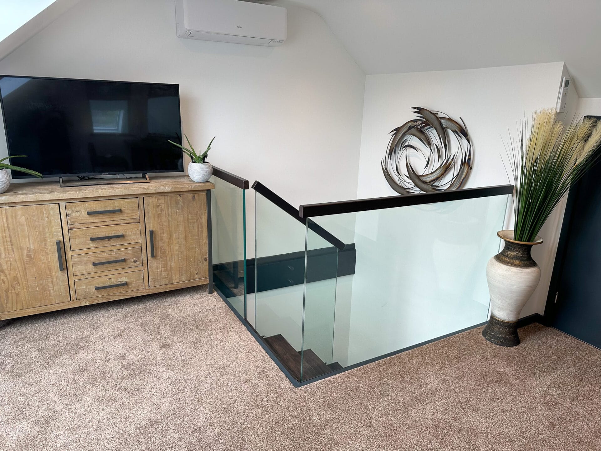 Internal Metal Staircase Anthracite and Walnut